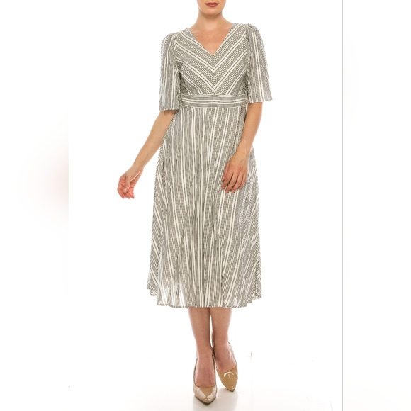 Maison Tara | Dresses | Maison Tara Ivory Black Pinstripe Vneck Midi ...